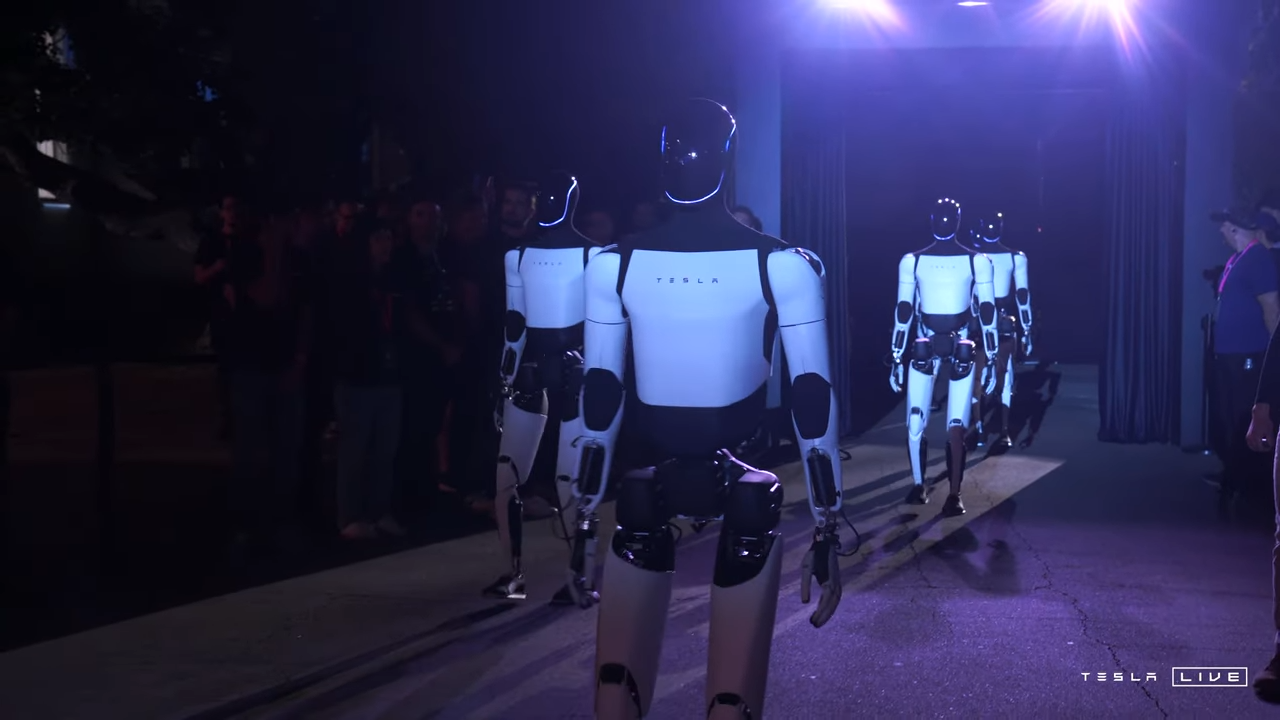 UL: Spoločnosť Tesla predstavila robotaxíky a humanoidných robotov ...